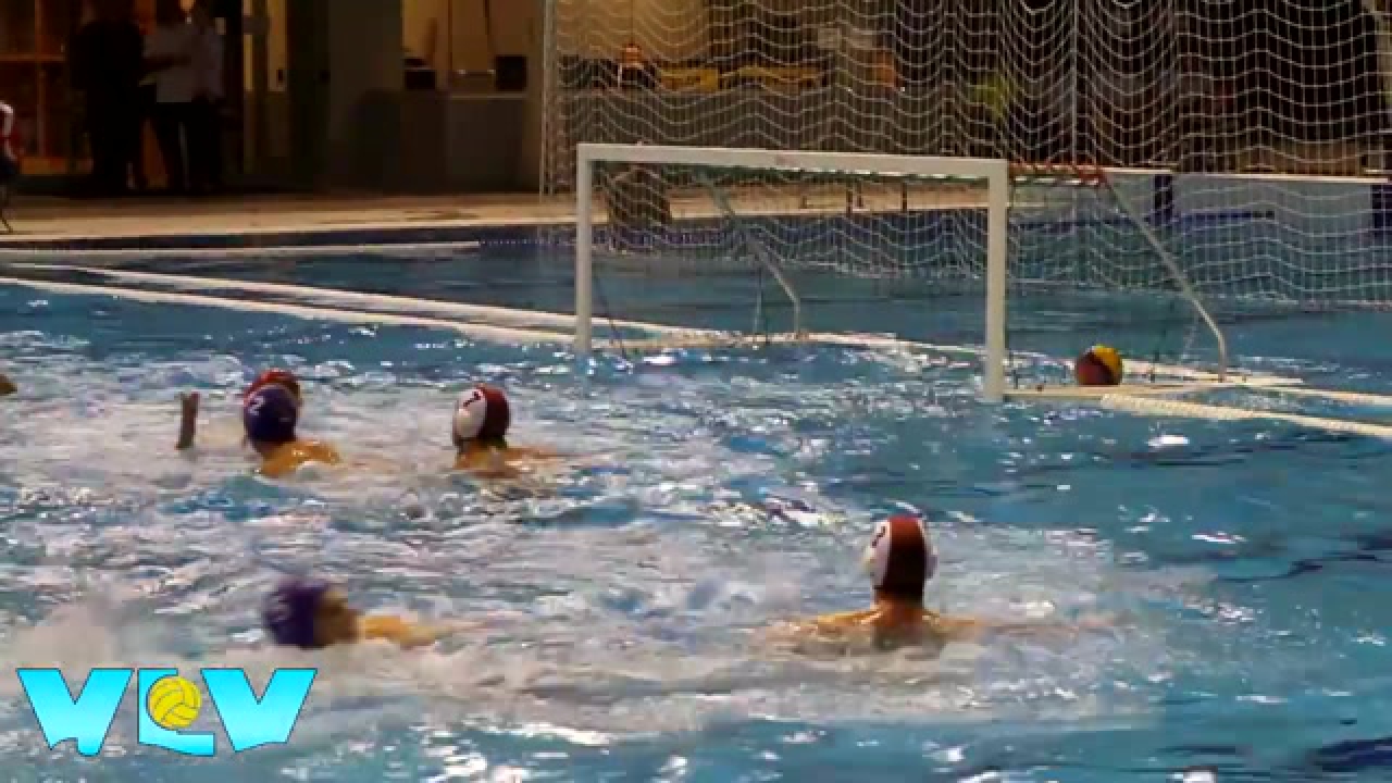 Német Toni lábbal ejt gólt - indavideo.hu