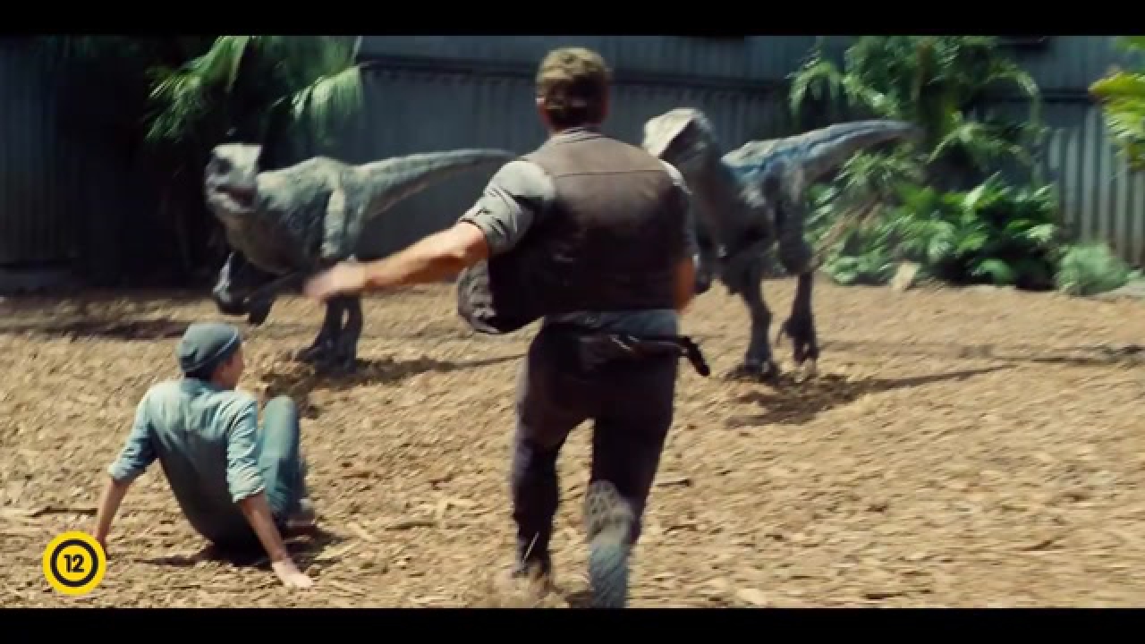 Jurassic World - Owen a raptorok között (filmklip) - indavideo.hu
