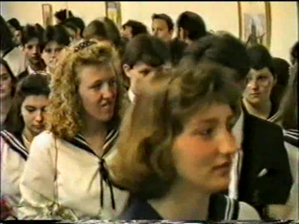 1992 4.C. osztály ballagás Neumann Eger - indavideo.hu