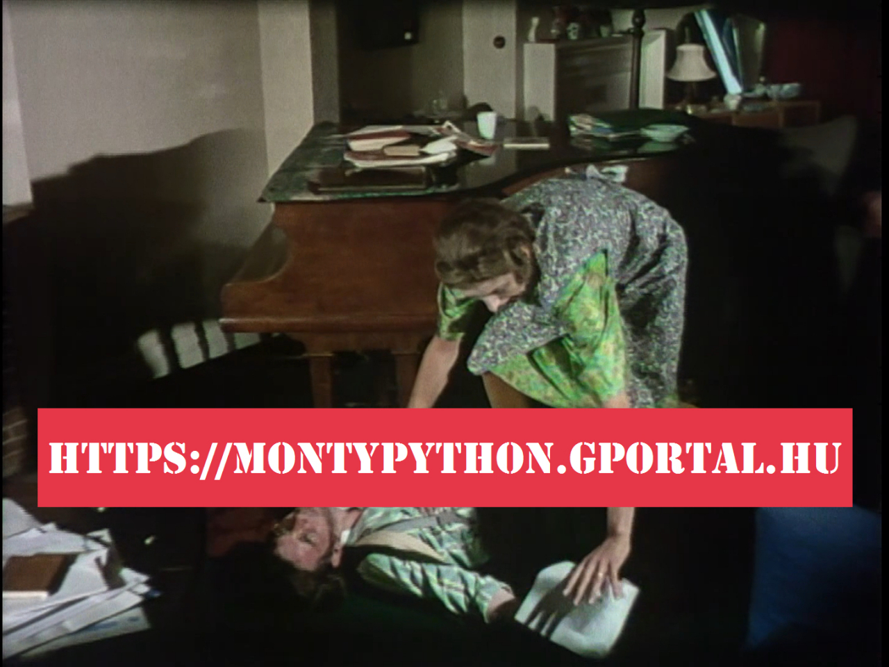 A világ leghumorosabb vicce (The Funniest Joke in the World) (Monty ...